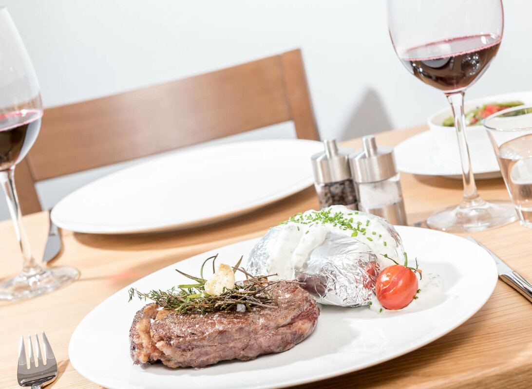 Schnitzel und Burgerspecials | Röttinger Bürgerstube